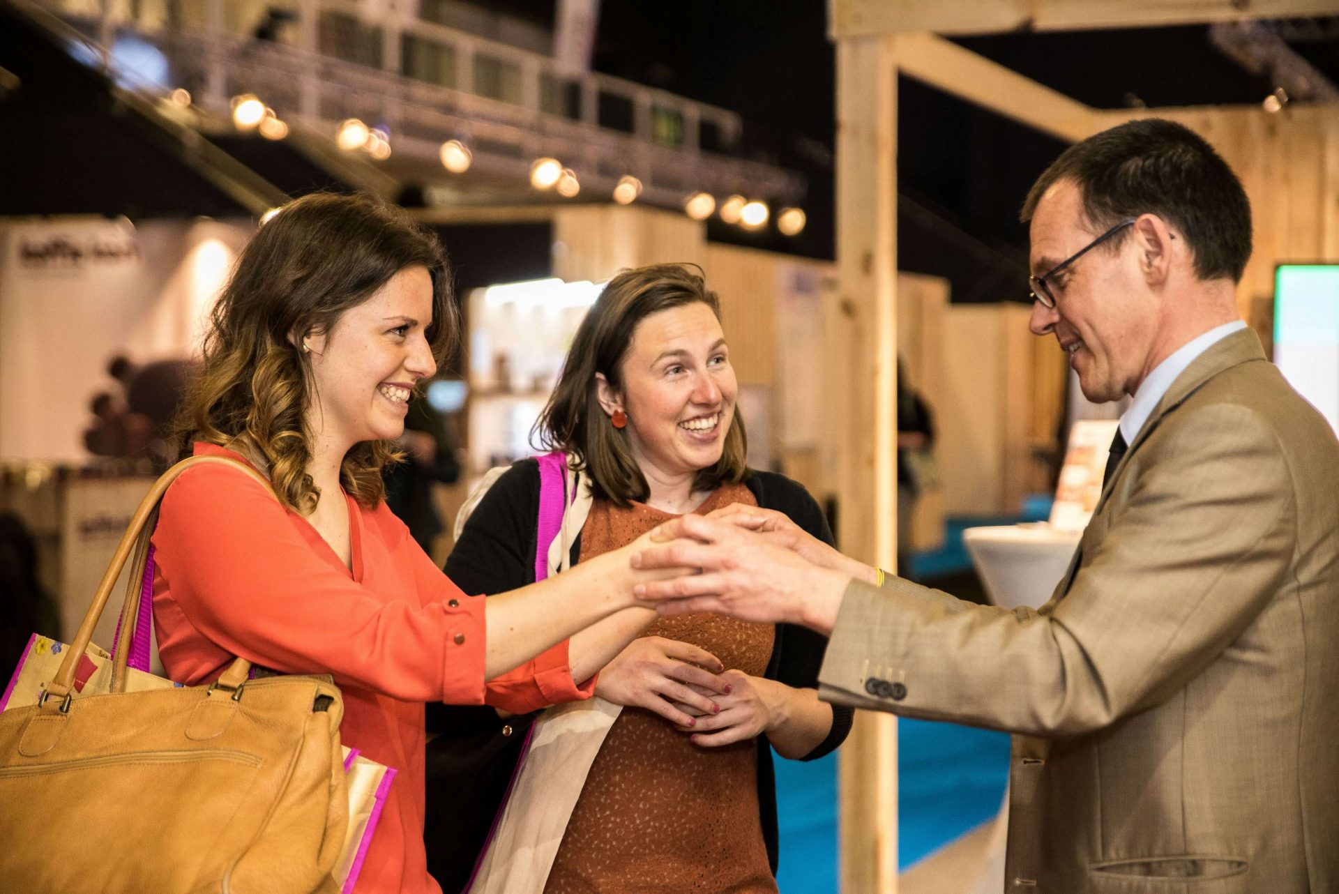 Trade show crowd-puller - The Charming Thief